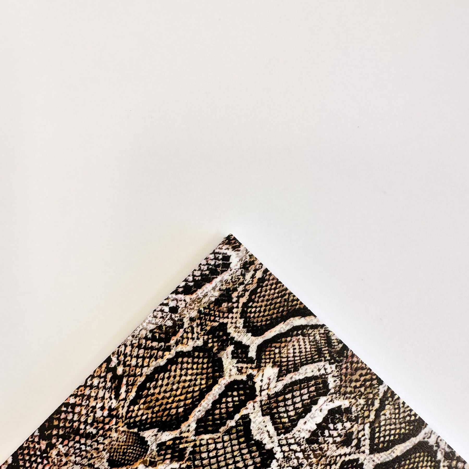 P0753 | Snake Skin Pattern Acrylic Sheet – Custom Made Better